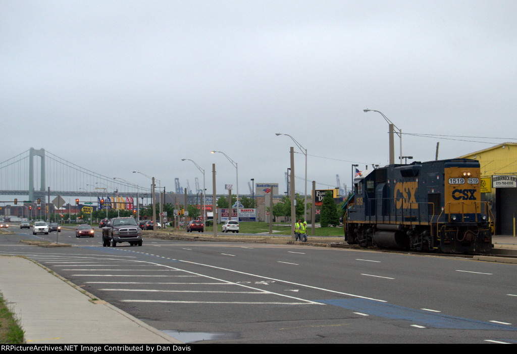 CSX GP15T 1519 on Y224-19